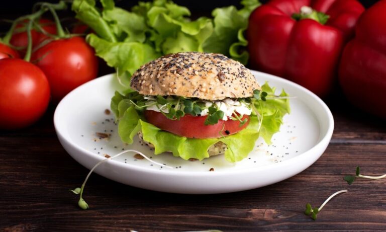 10 Best Types of Cheese for Your Burger - Black Burger